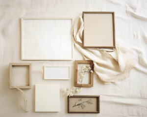 The Ultimate Guide on How to Make a Gallery Wall: Ideas, Layouts, and ...